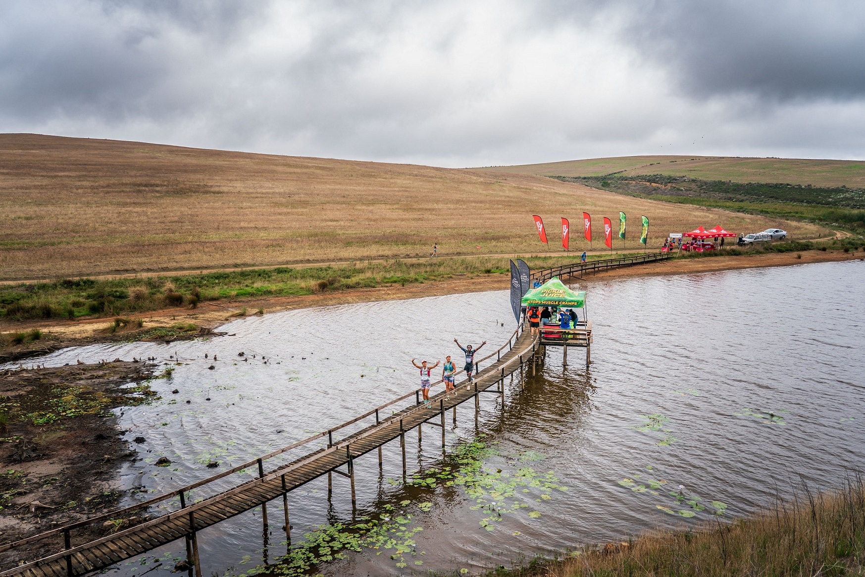 Ostrich-country duo fly to victory on first day of AFRICANX TRAILRUN ...