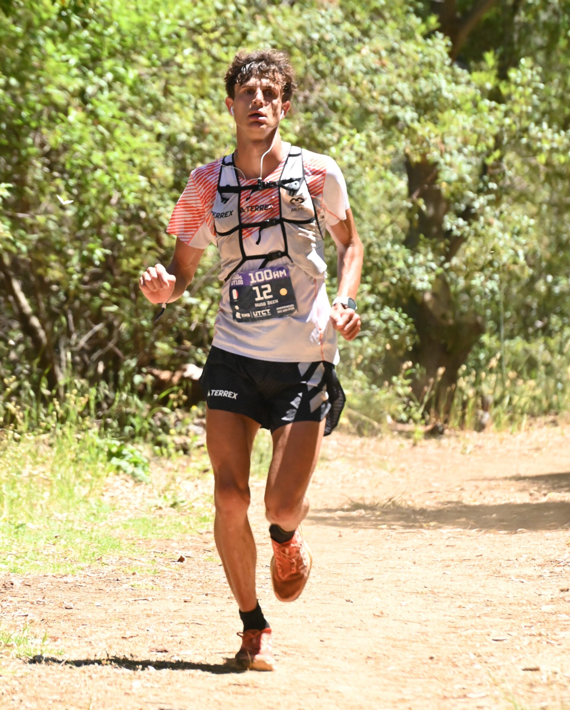 Hugo Deck and Jazmine Lowther win big as RMB Ultra-trail Cape Town ...